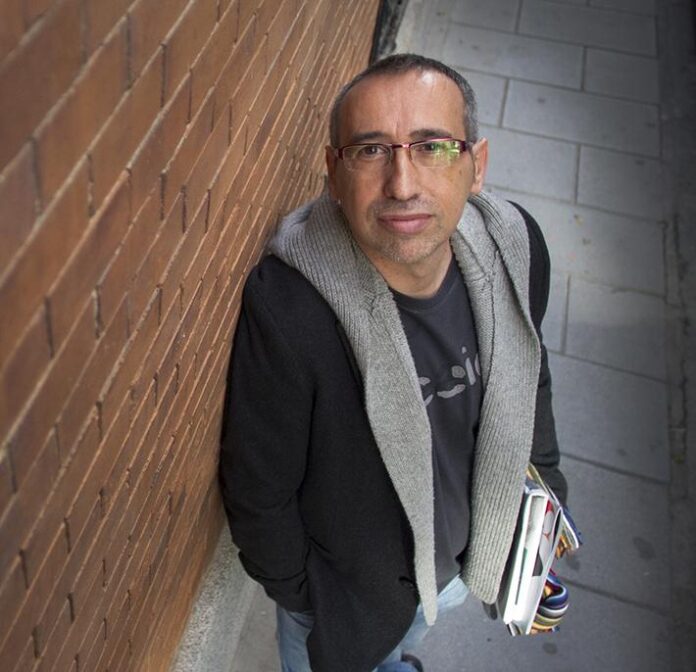 Juan Manuel Llorca presenta su primera novela 'Los malos pensamientos ...