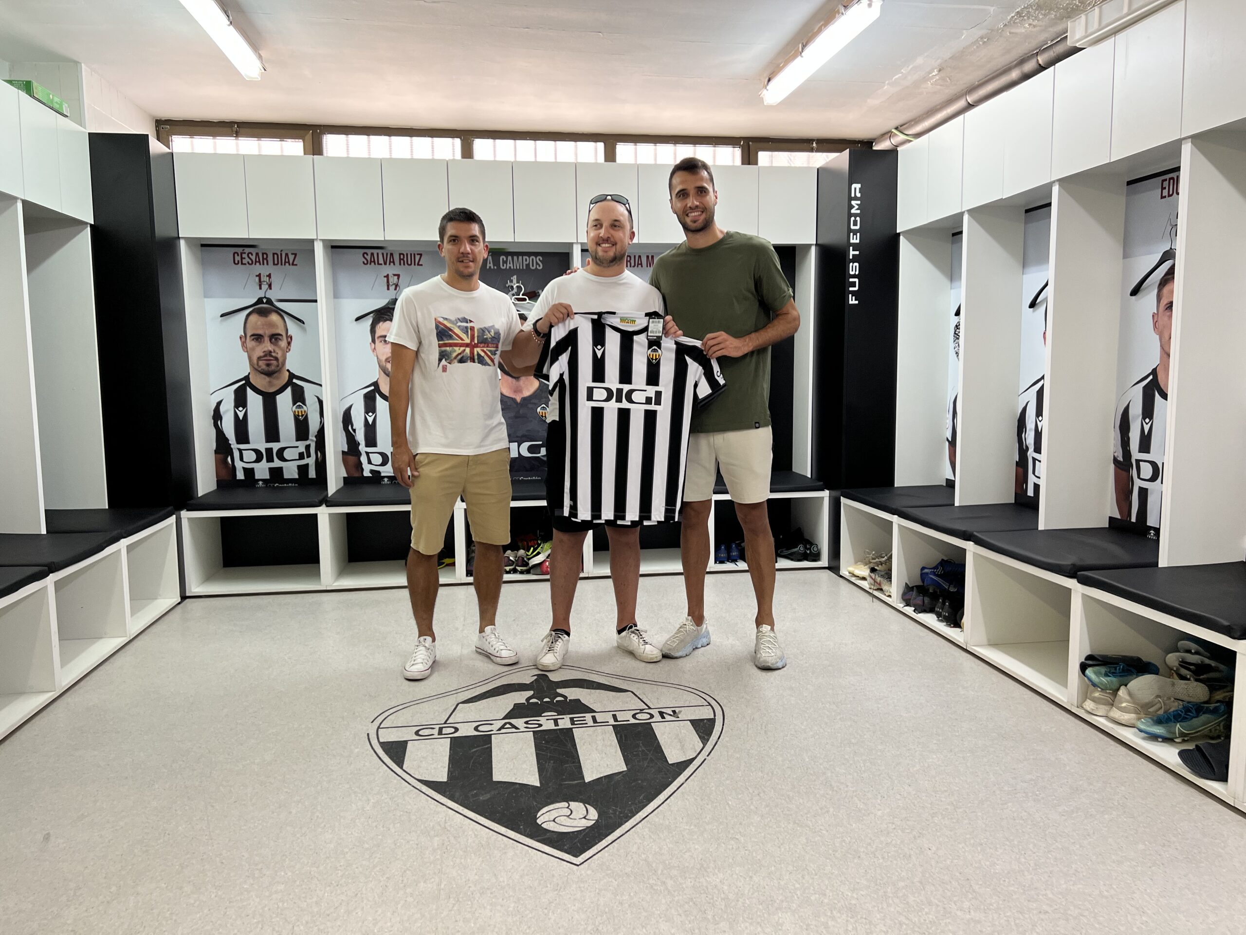 El aficionado navarro Daniel Rohrlach cumple su sueño y conoce en ...