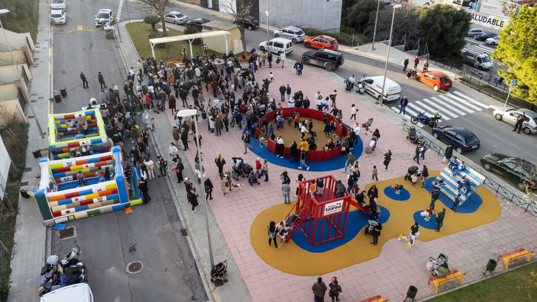 Onda inaugura su parque infantil dedicado al 'bou al carrer'